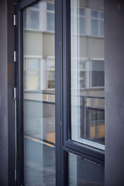 The ventilation windows that provide constant air exchange